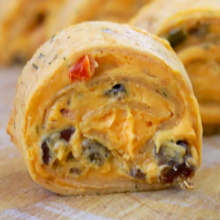 Easy Cheesy Jalapeno Bacon Low Carb Pinwheels (3 ingredients)