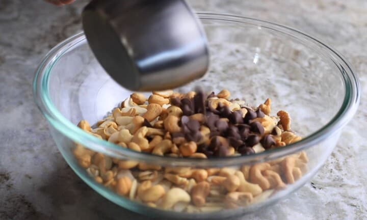 Sweet and Salty Seed and Nut Mix - I Hacked Diabetes