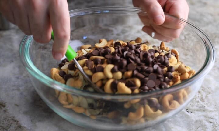 Sweet and Salty Seed and Nut Mix - I Hacked Diabetes