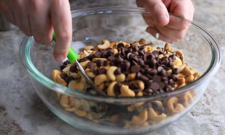 Sweet and Salty Seed and Nut Mix - I Hacked Diabetes