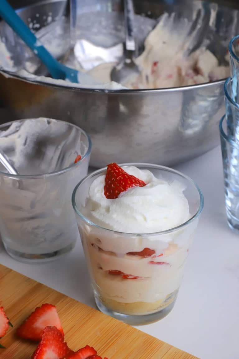 No Bake Low Carb Strawberry Cheesecake Cups - I Hacked Diabetes