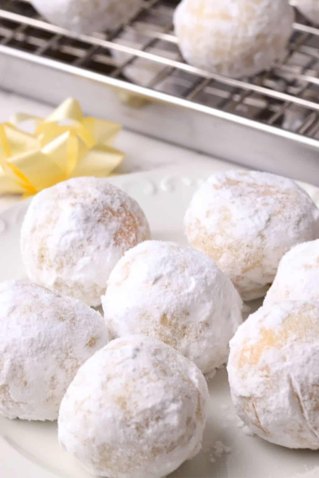 Keto Snowball Cookies (Low Carb, Gluten Free) - I Hacked Diabetes