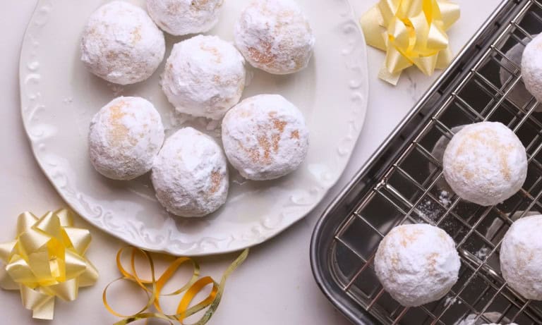 Keto Snowball Cookies (Low Carb, Gluten Free) - I Hacked Diabetes