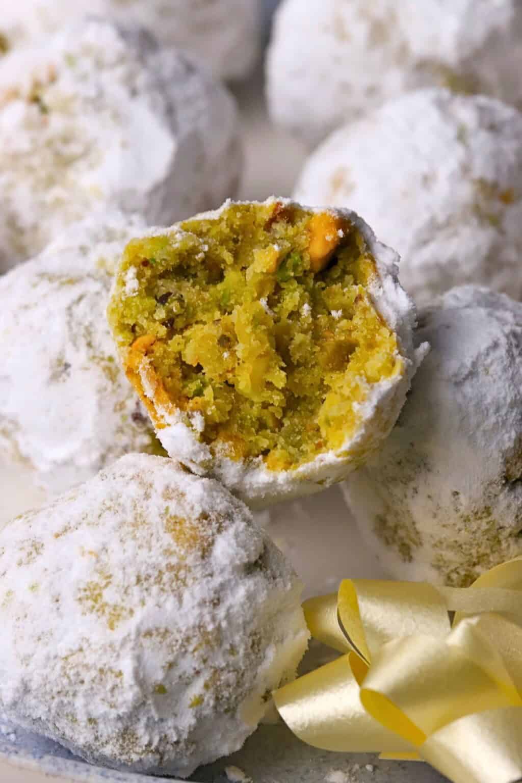 Low Carb Pistachio Snowball Cookies - I Hacked Diabetes